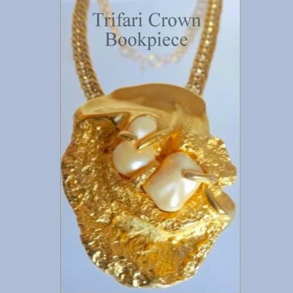 Trifari | Jewelry | Trifari Jonathan Bailey Collectible Sculturesque Gold Pearl Necklace Bib ...